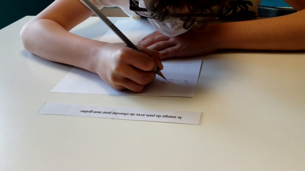 Adam et un joli diplôme de plus! – belle-écriture71